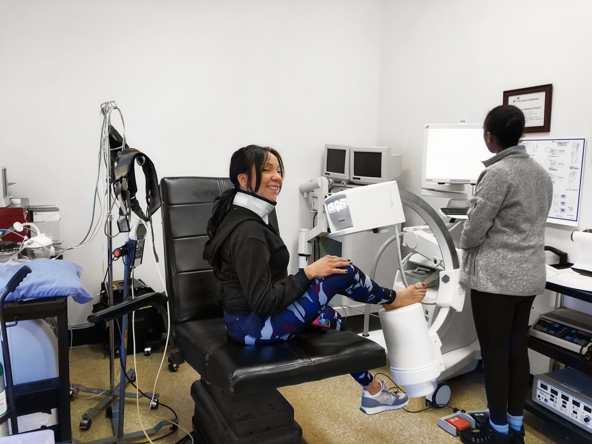 Podiatry Services | Brooklyn & Queens, NY |Dr. Emmanuel Fuzaylov